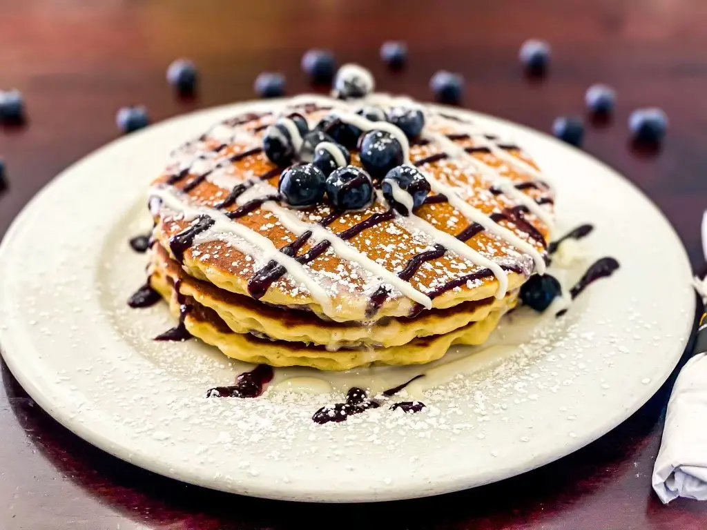Café Brunch: Delicioso Desayuno Y Almuerzo En Un Solo Lugar | Despiste Café