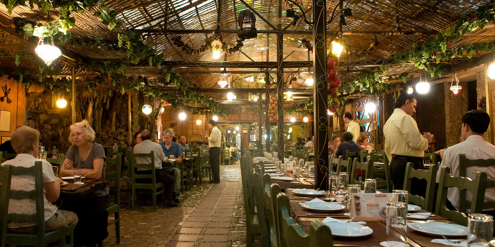 Café Cairo: Encanto Y Tradición En El Cairo | Despiste Café